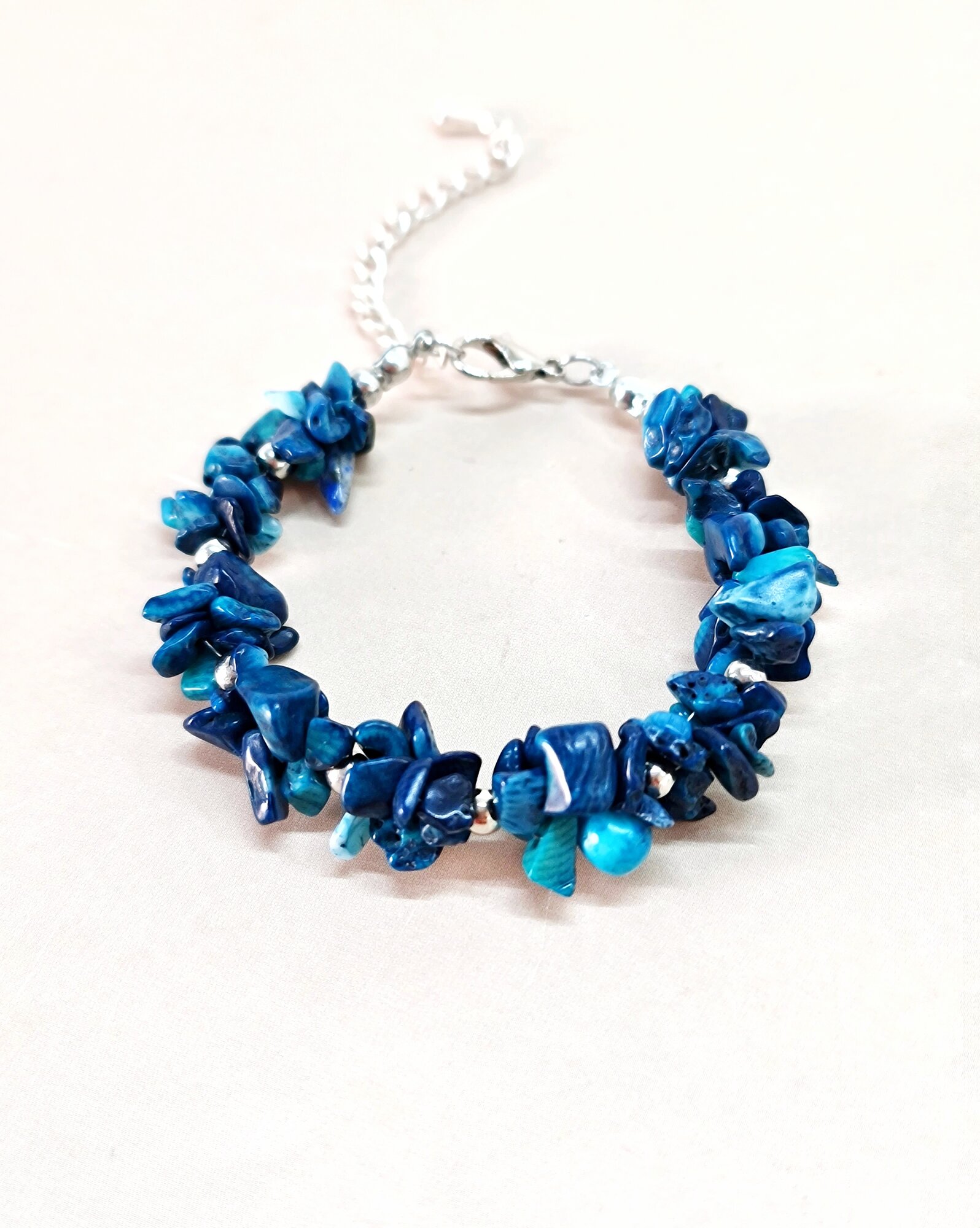 Плетеный браслет, коралл