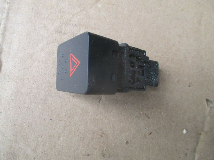 Кнопка аварийной сигнализации 25290EL80A Ниссан Тиида Верса 060199Y26S - S72