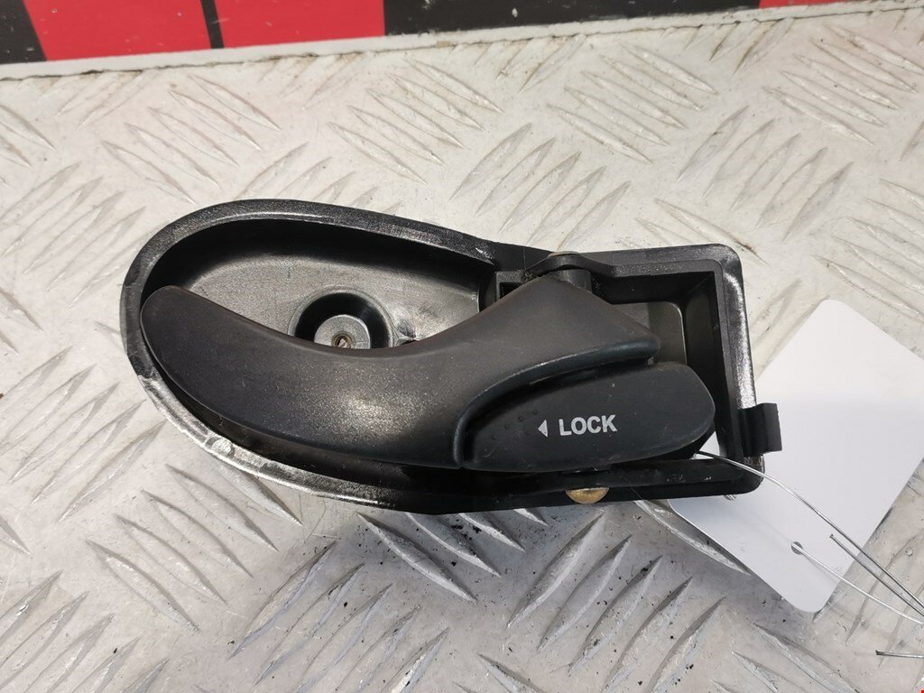 Ручка двери внутренняя задняя правая Ford Focus 1 XS41A22600AJ арт. 1543223