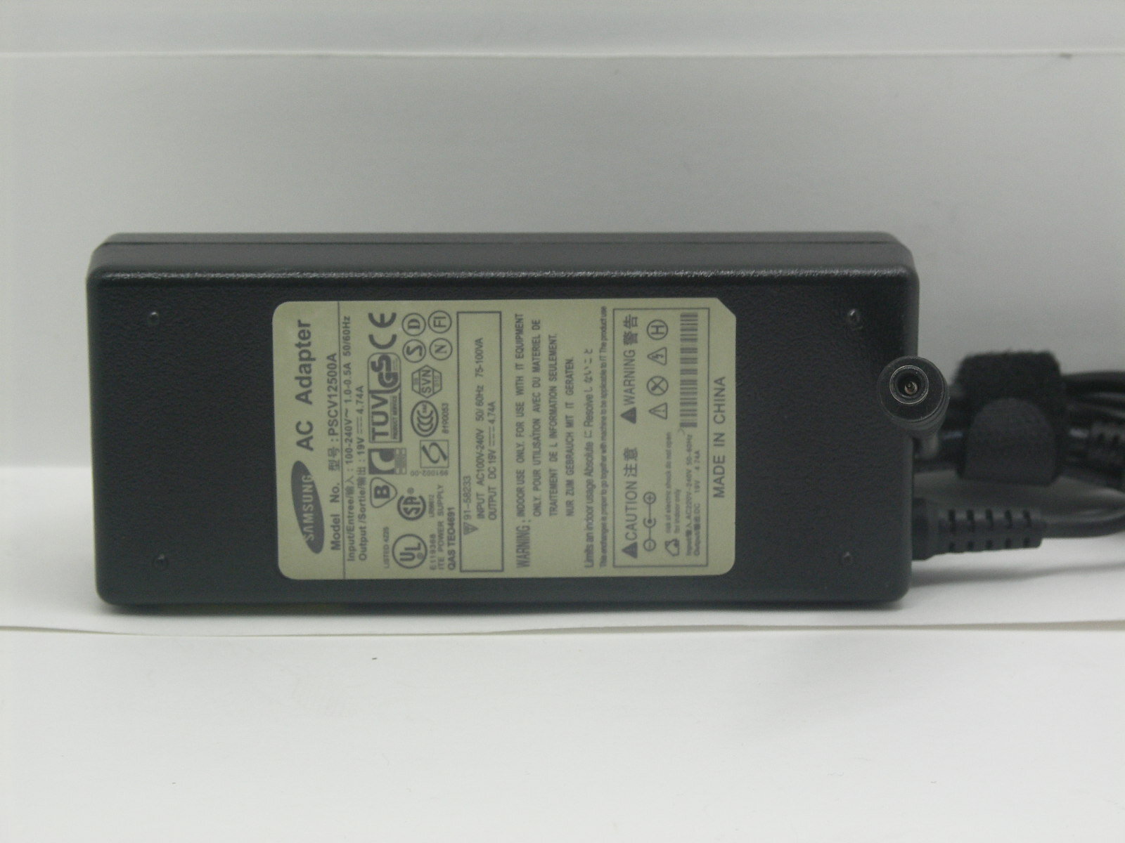 Блок питания для Samsung 19V/4,74A 90W, разъем 5x3mm c иглой, с кабелем в розетку, ADP-SA-09