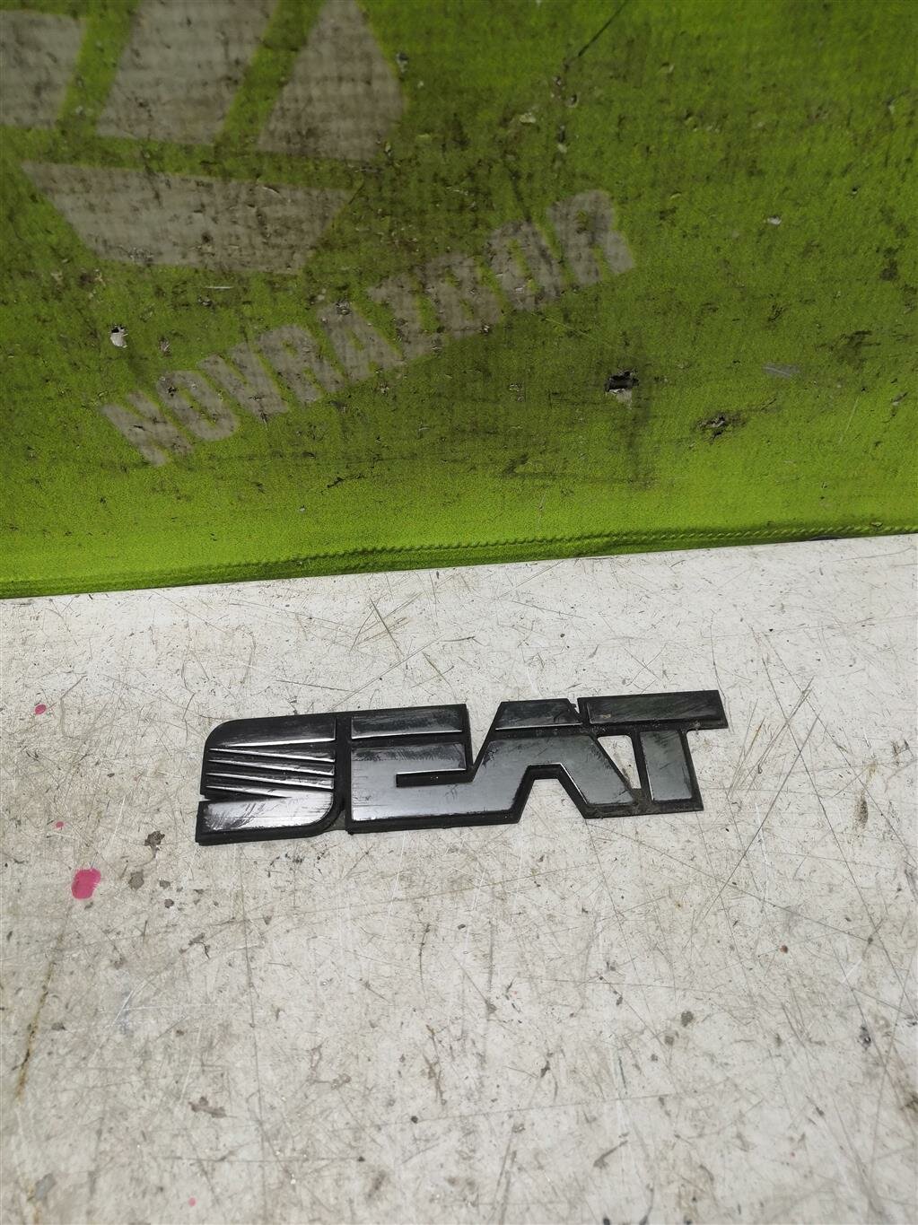 Эмблема Seat Cordoba 1996-1999