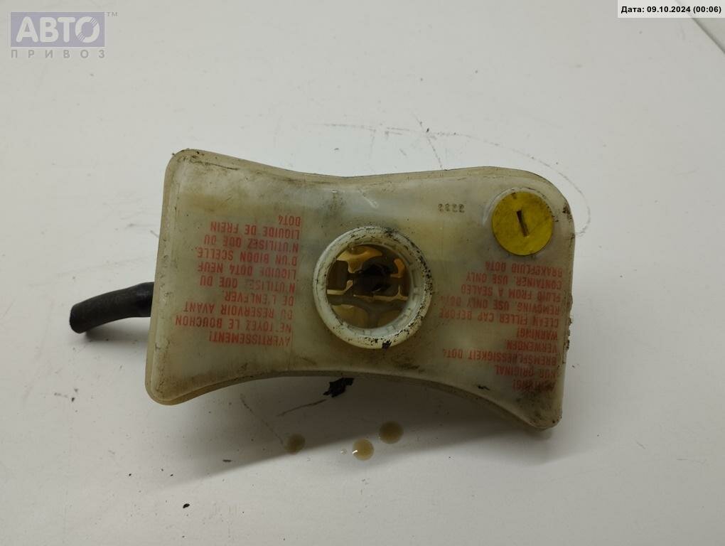 Бачок тормозной жидкости Audi A4 B6 (2001-2004)