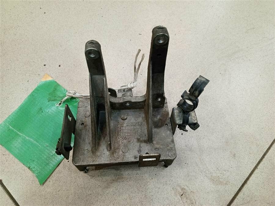 Кронштейн от Fiat Albea 2002-2012