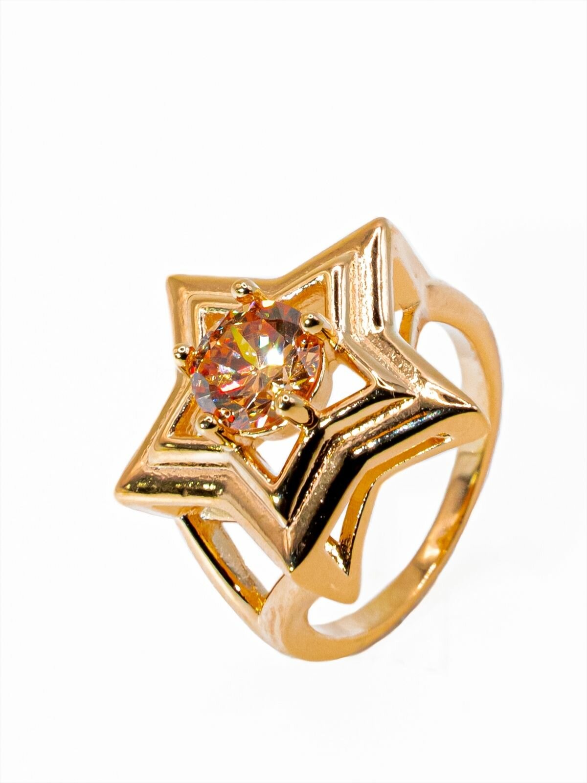 Кольцо, фианит