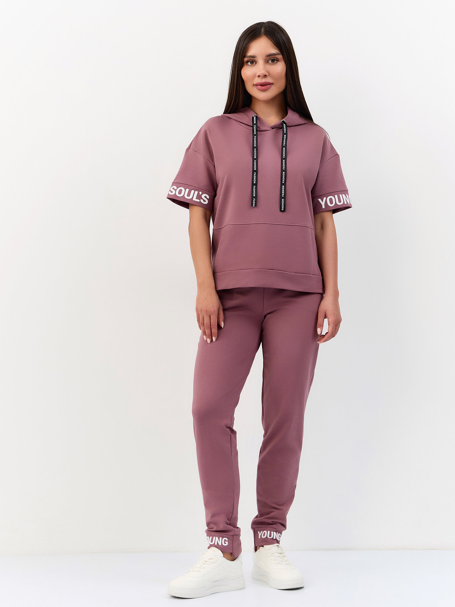 Костюм спортивный