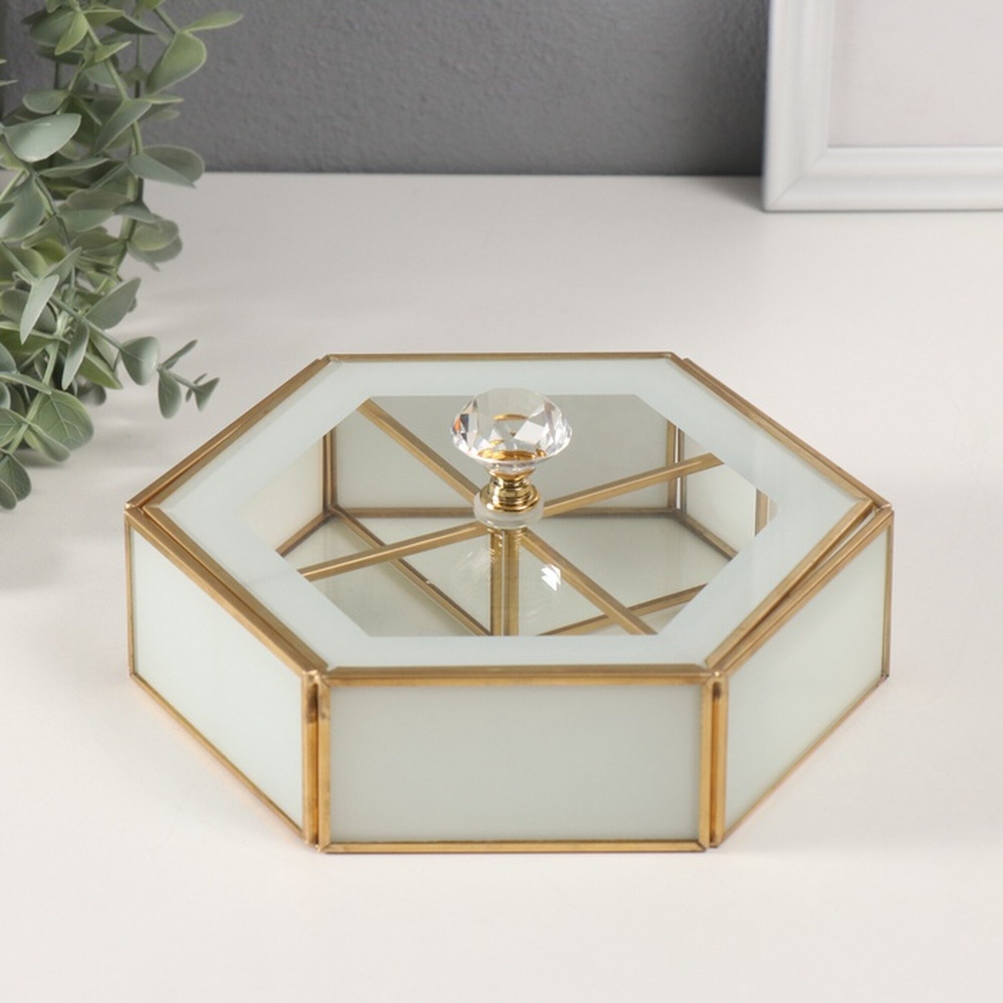 Шкатулка для украшений «Шестиугольник», стекло с металлическим каркасом, прозрачный белый, 17.5×20×8 см