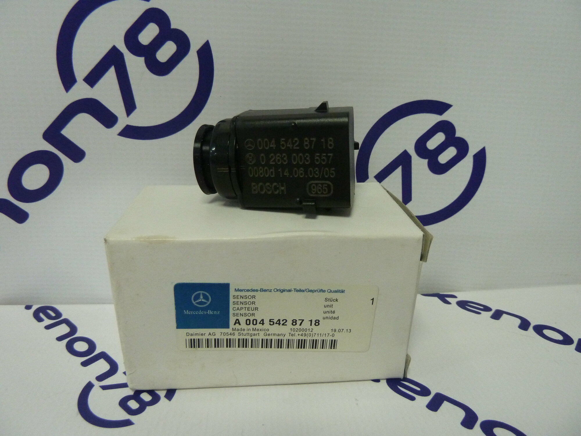 Штатный датчик парктроника A 004 542 87 18 Mercedes-Benz / 0 263 003 557 Bosch - 1 шт.