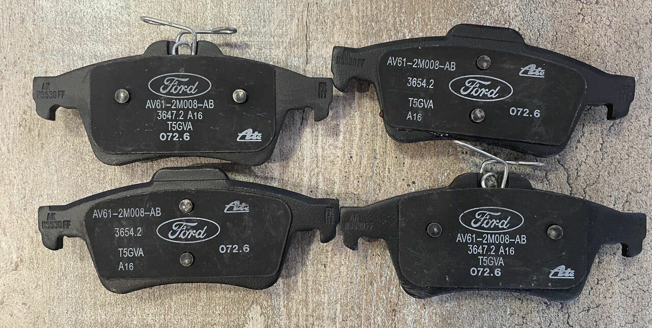 Колодки задние тормозные C-MAX /FOCUS 3/FOCUS 2/ KUGA 2-Mazda 3.