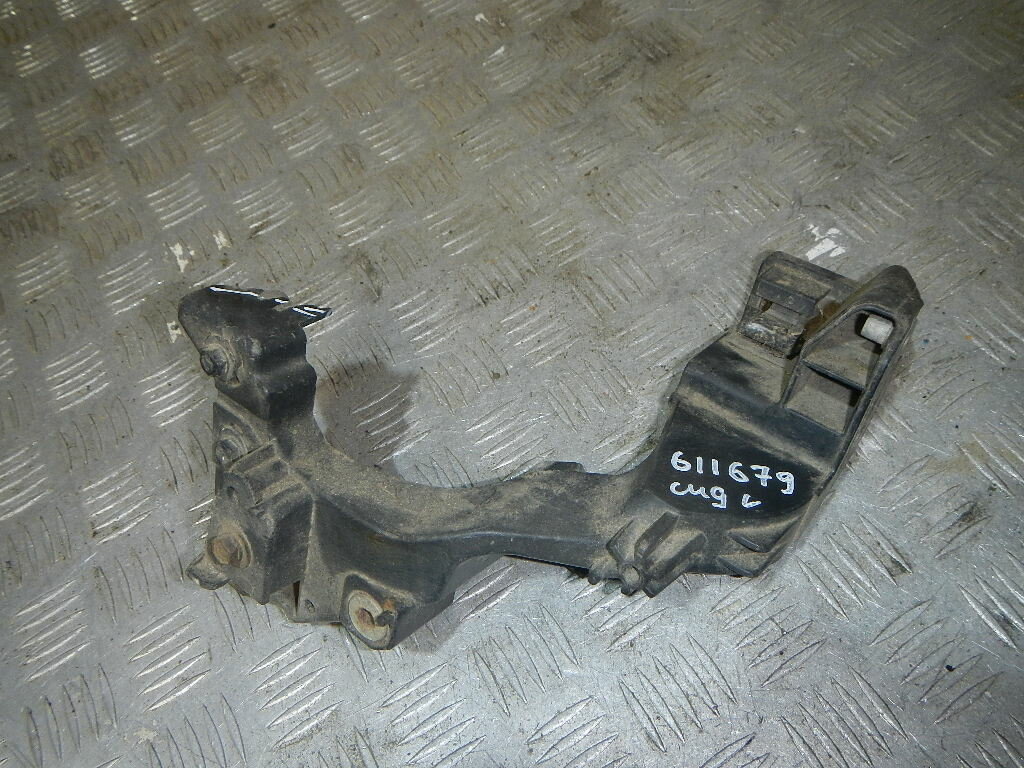 Б/У Кронштейн фары левой, KIA (Киа)-CEED (12-18) KIA CEED (12-18) Сломано крепление. 611679 Hyundai-KIA арт. 64156A2000/...