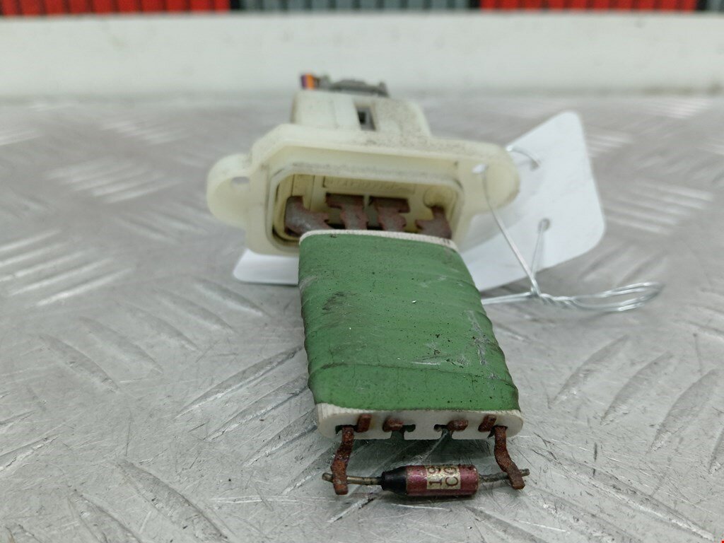 Сопротивление печки (резистор отопителя) Ford Fiesta 6 1855157 арт. 1881142