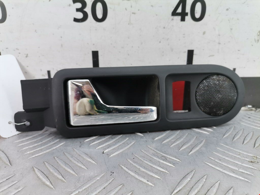 Ручка двери внутренняя задняя левая Volkswagen Passat 5 GP 3B0839113BB арт. 1876524