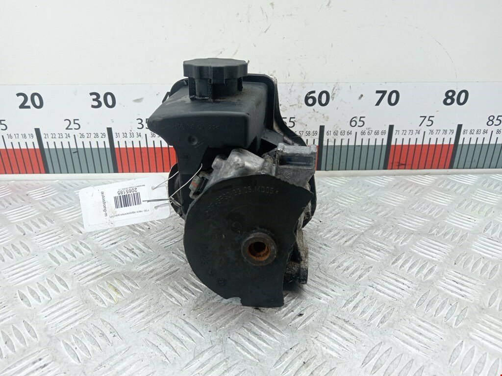 Насос гидроусилителя руля (ГУР) Mercedes C-Class (W203) A0034664101 арт. 2065185