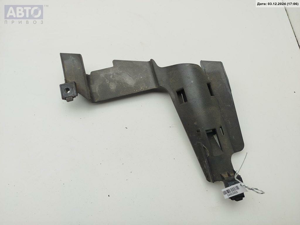 Крепление фары правой BMW 3 E46 (1998-2006)