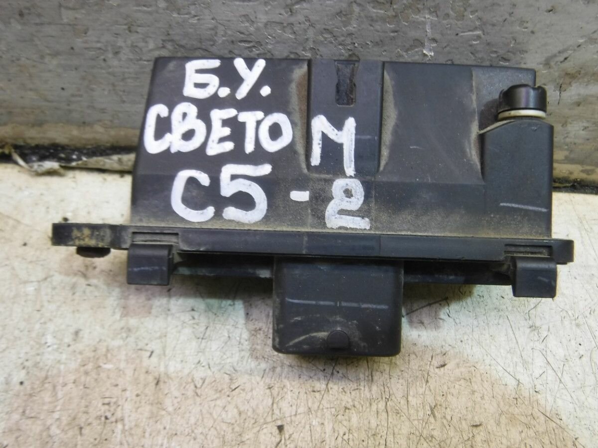 Блок управления светом Citroen C5 I рестайлинг (2004—2008) 965111648000