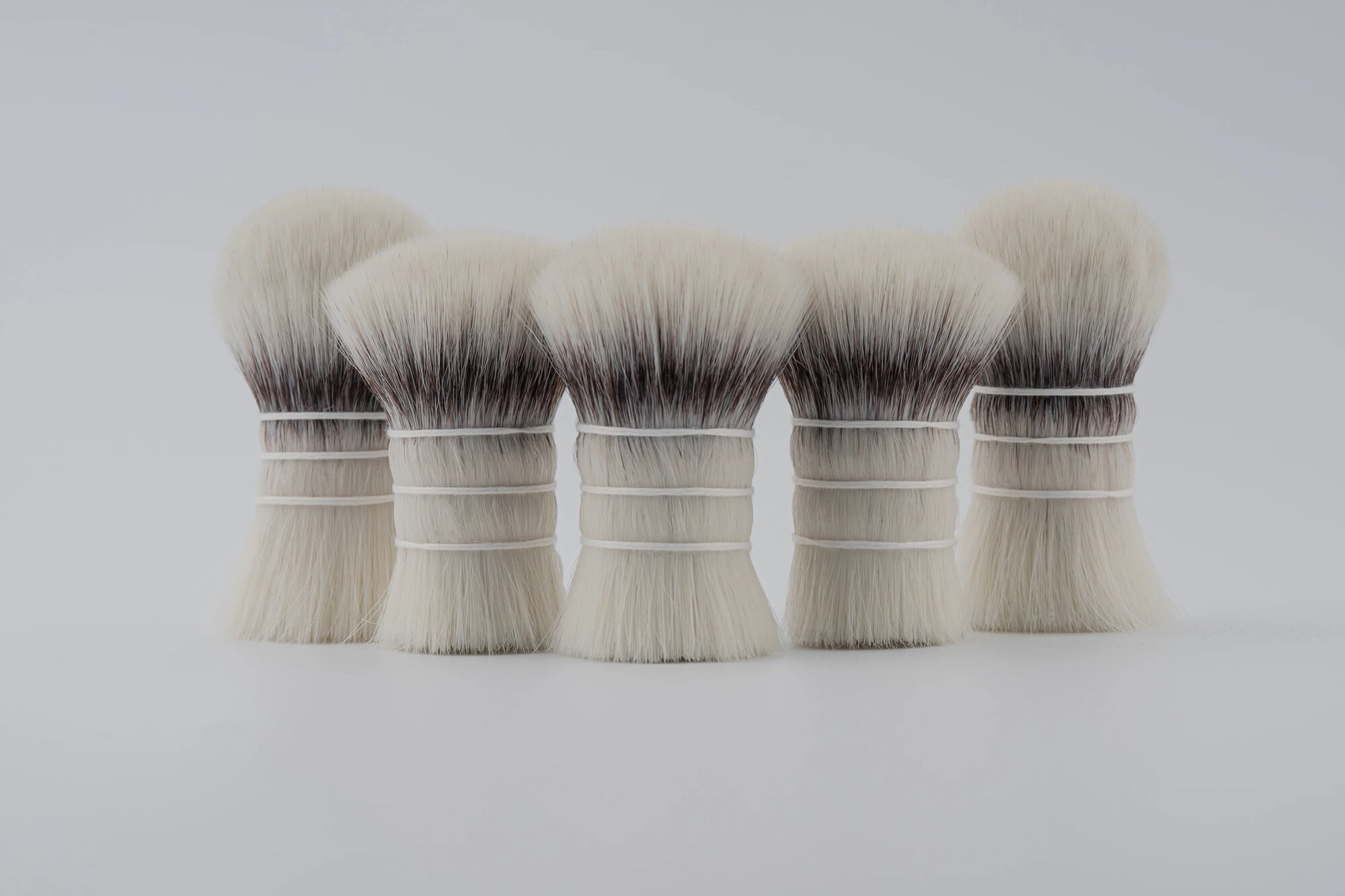 Кисть для бритья OUMO BRUSH Super Fiber, 23mm Fan