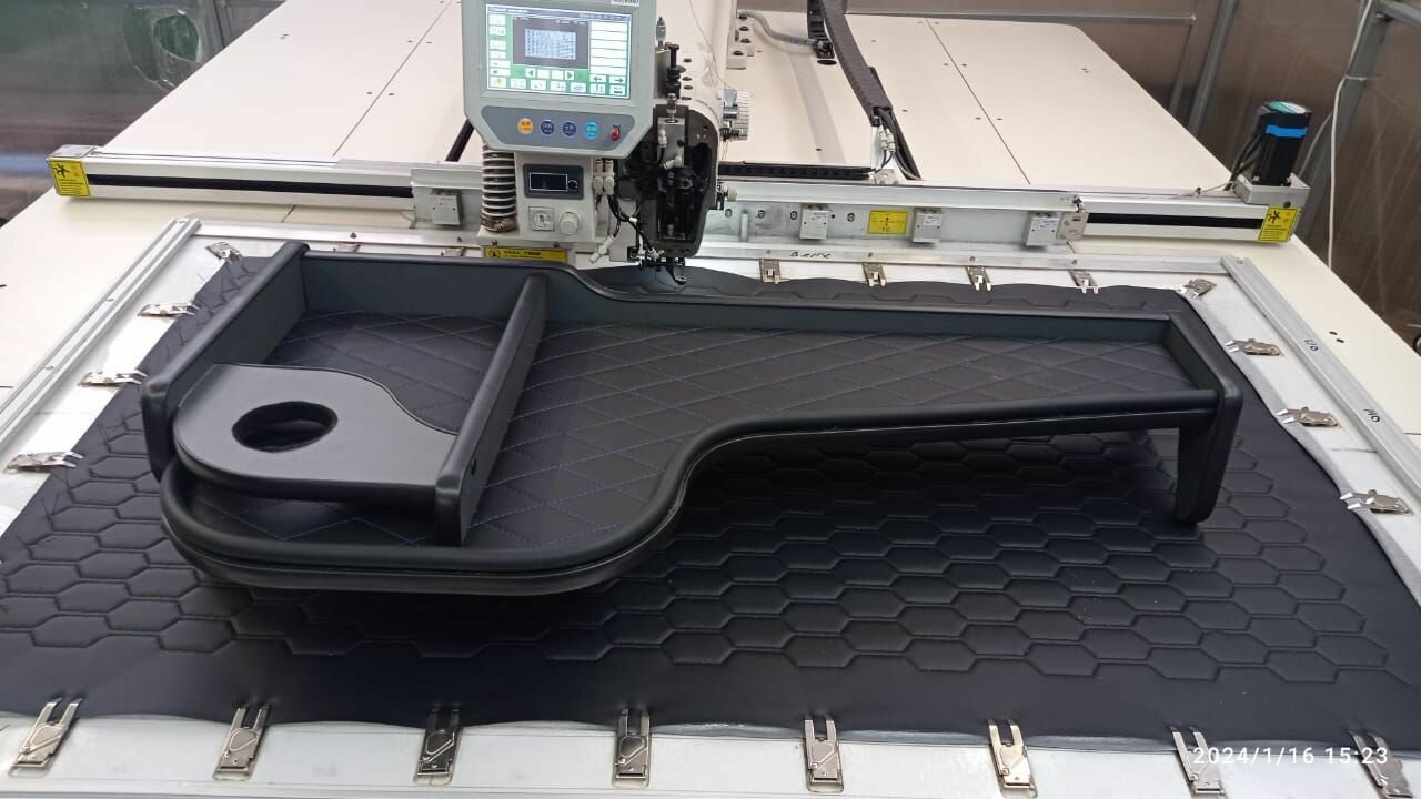 Полка для MAZ SUPER 2 Яруса Черная экокожа Чёрный ромб