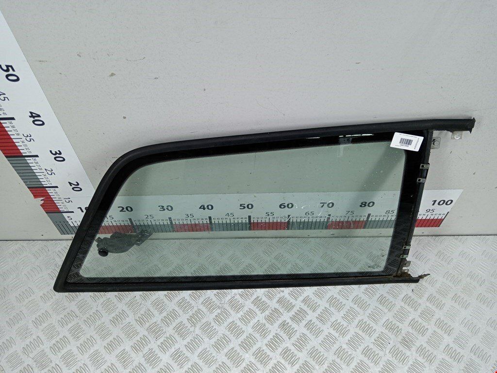Стекло кузовное заднее правое Audi A3 8L 8L3847100B арт. 1997959