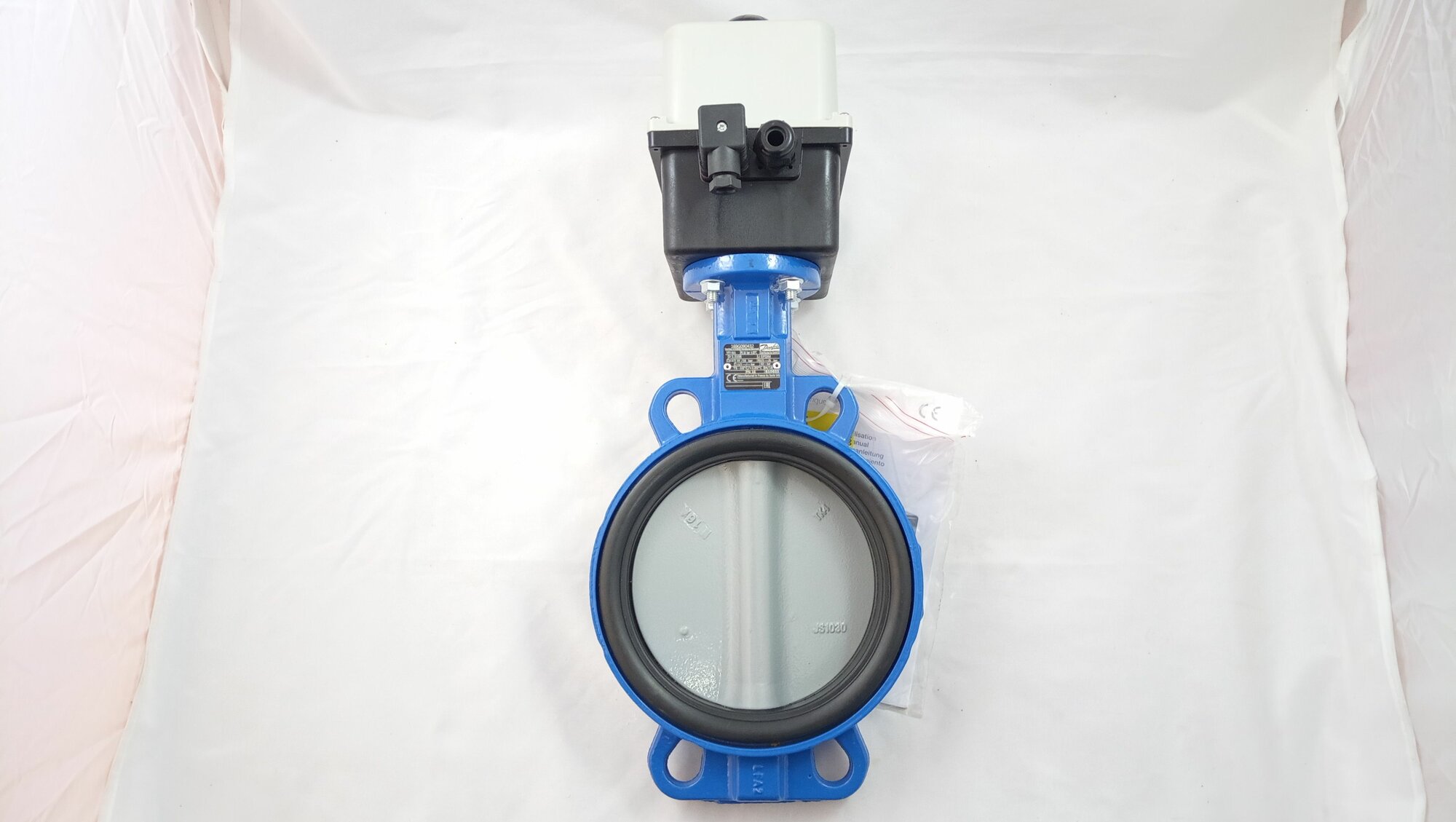 082G7357 Затвор дисковый VFY-WA, фланцевый, Ду 150 мм, kvs 1212м3/ч, Py 16 бар, Тмакс 120 С, 2-ходовой, 230 В