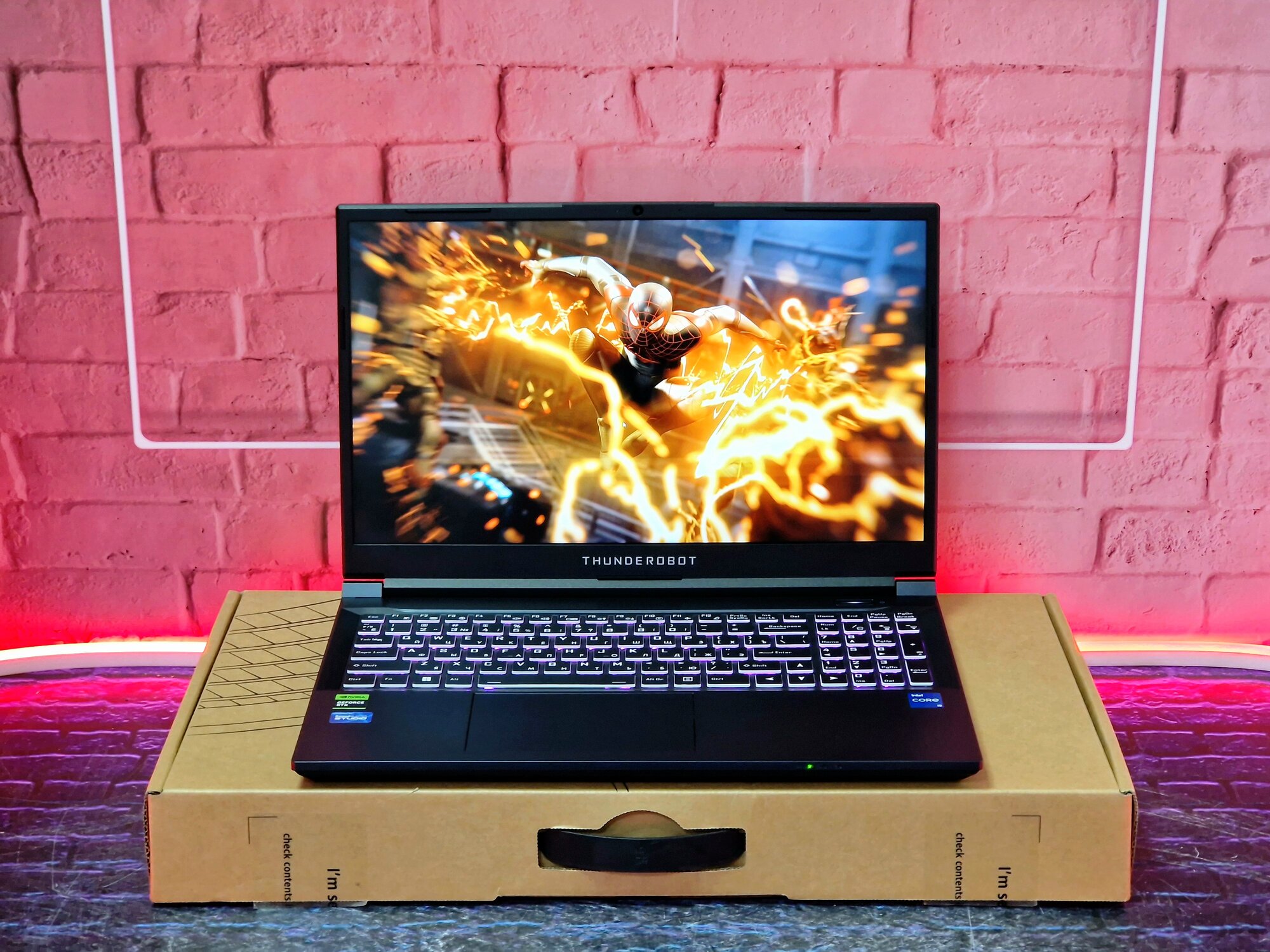 15.6" Ноутбук THUNDEROBOT 911S CORE, 144 ГЦ IPS, Core i5 12450H, 16 ГБ, SSD 512 ГБ, GeForce RTX 3050, Win11Pro, черный