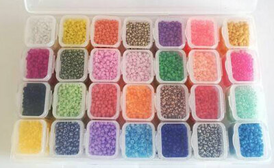 Набор бисера для творчества, рукоделия и плетения мини (28 цветов)