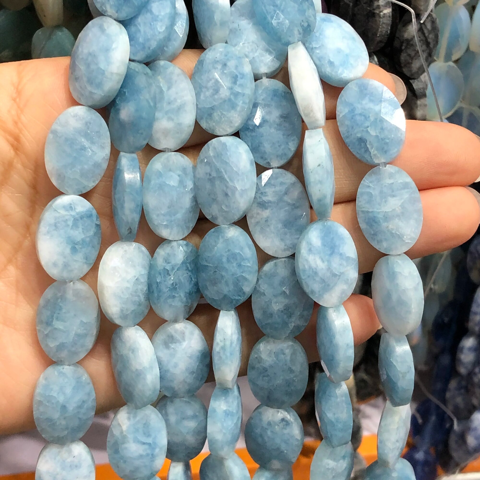 Плоские бусины из камня Annebeads Aquamarine