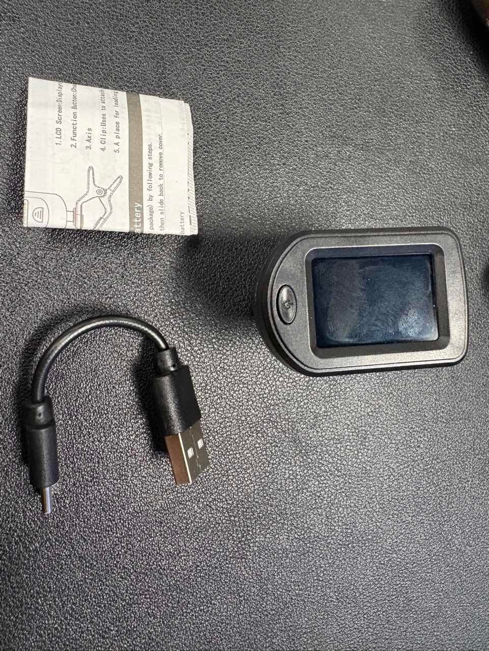 Клип на гитарном тюнере, цифровой укулеле-тюнере, вращении ЖК-дисплея, перезаряжаемый тюнер типа C, тюнер для гитарной бас-укулеле скрипки банджо банджо