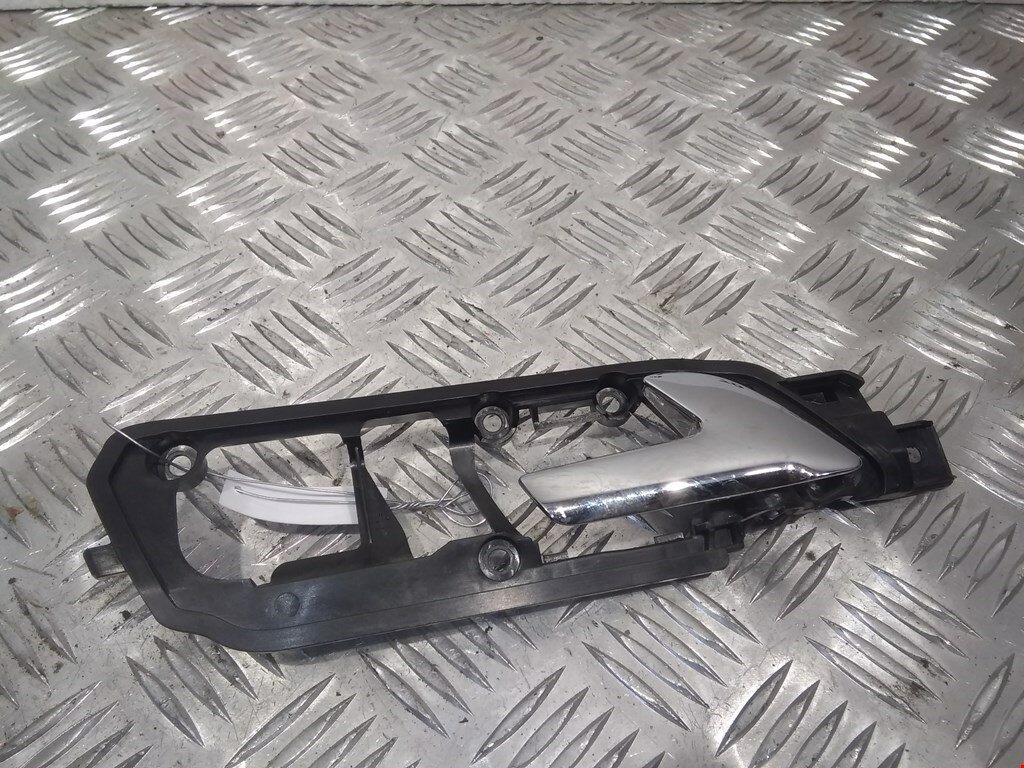 Ручка двери внутренняя передняя правая Volkswagen Polo 4 6Q0837174G арт. 631116