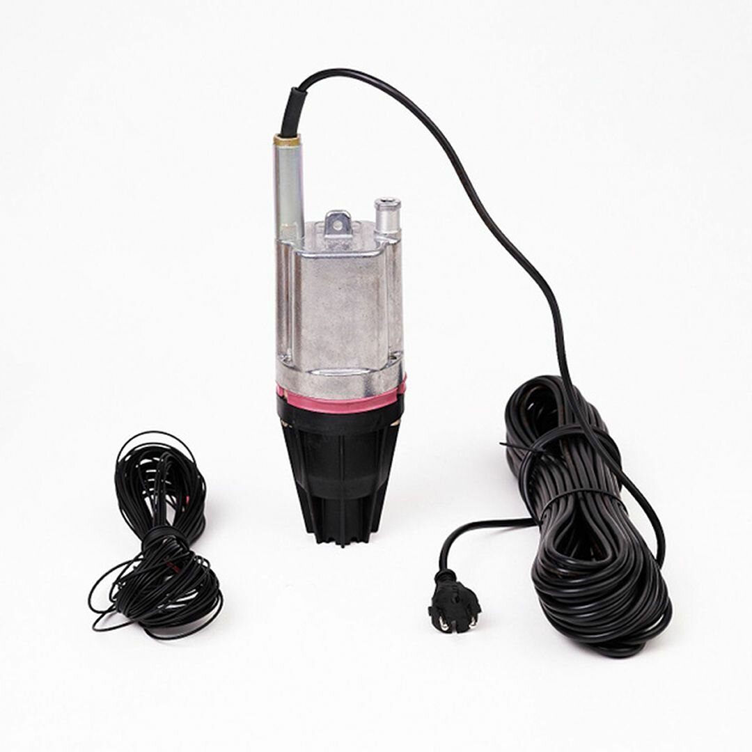 Насос погружной для воды вибрационный 10м Водолей-3К