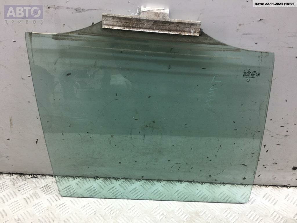 Стекло двери задней правой Mercedes C-Class W202 (1993-2000)