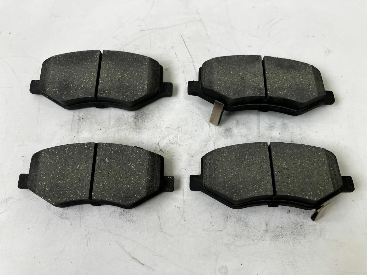 Колодки тормозные передние Moskvich 3, Jac JS4