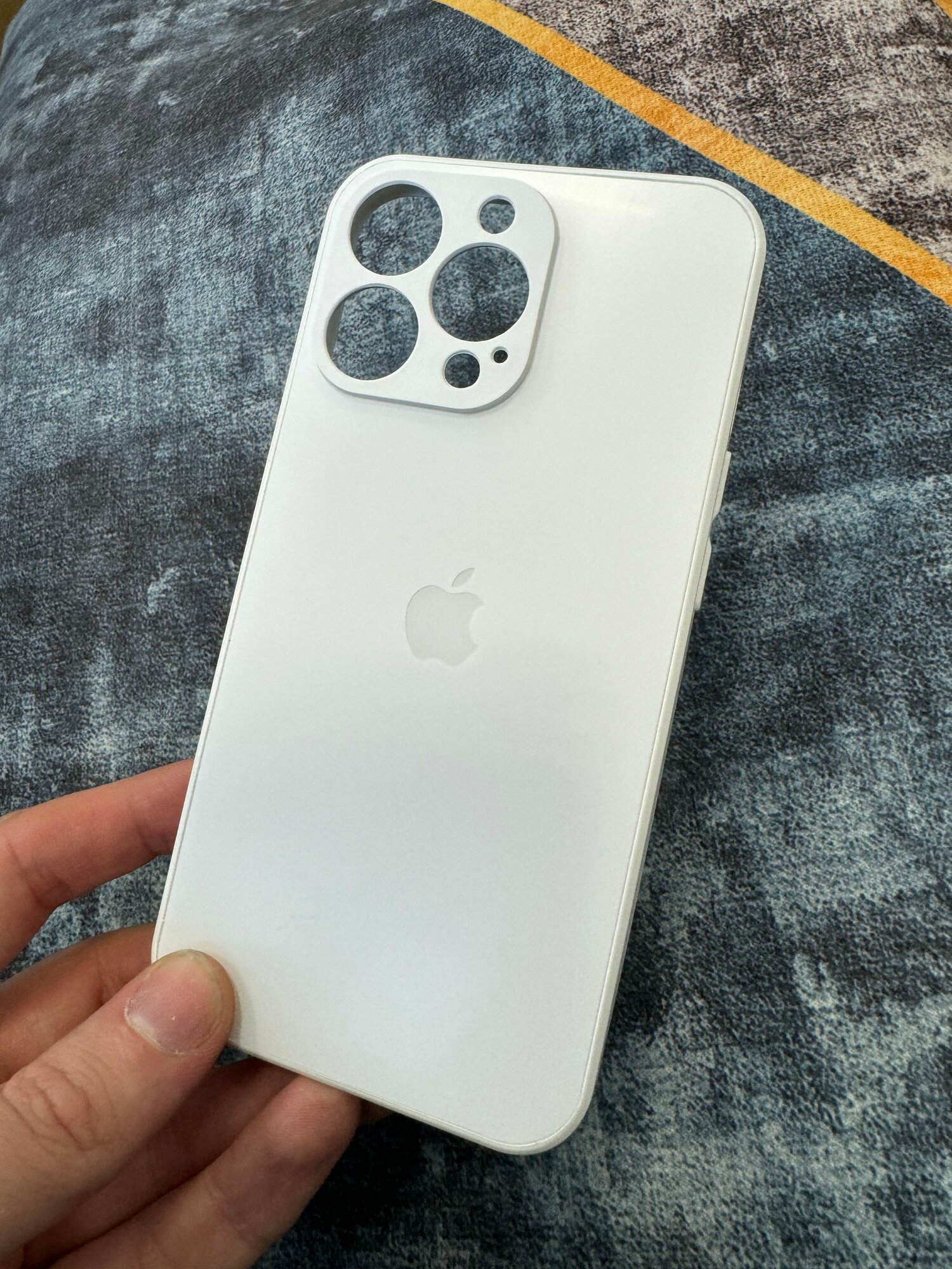 Чехол панель накладка бампер MyPads Log для iPhone 14 Pro Max пластиковая крышка c защитой камеры и логотипом матовый белый MyPads