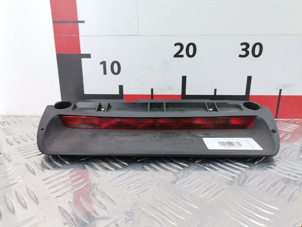 Фонарь дополнительный тормозной (стоп-сигнал) Citroen C5 1 6351EV арт. 1588232