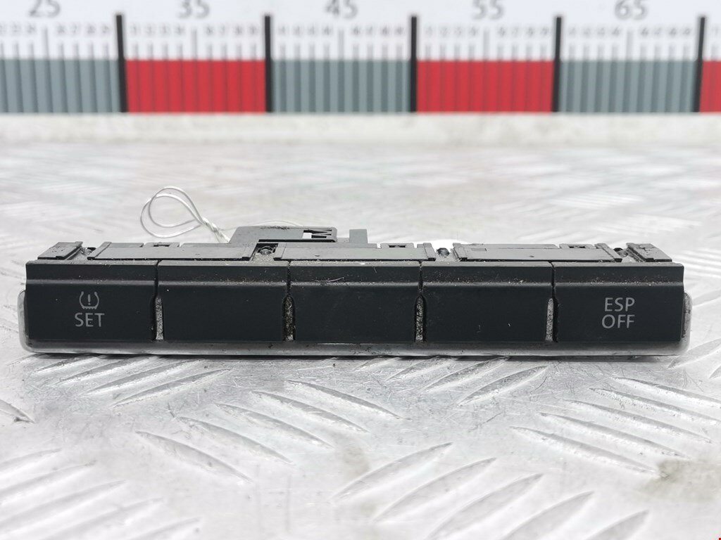 Кнопка антипробуксовочной системы Volkswagen Tiguan 1 5N2927132A арт. 1931740