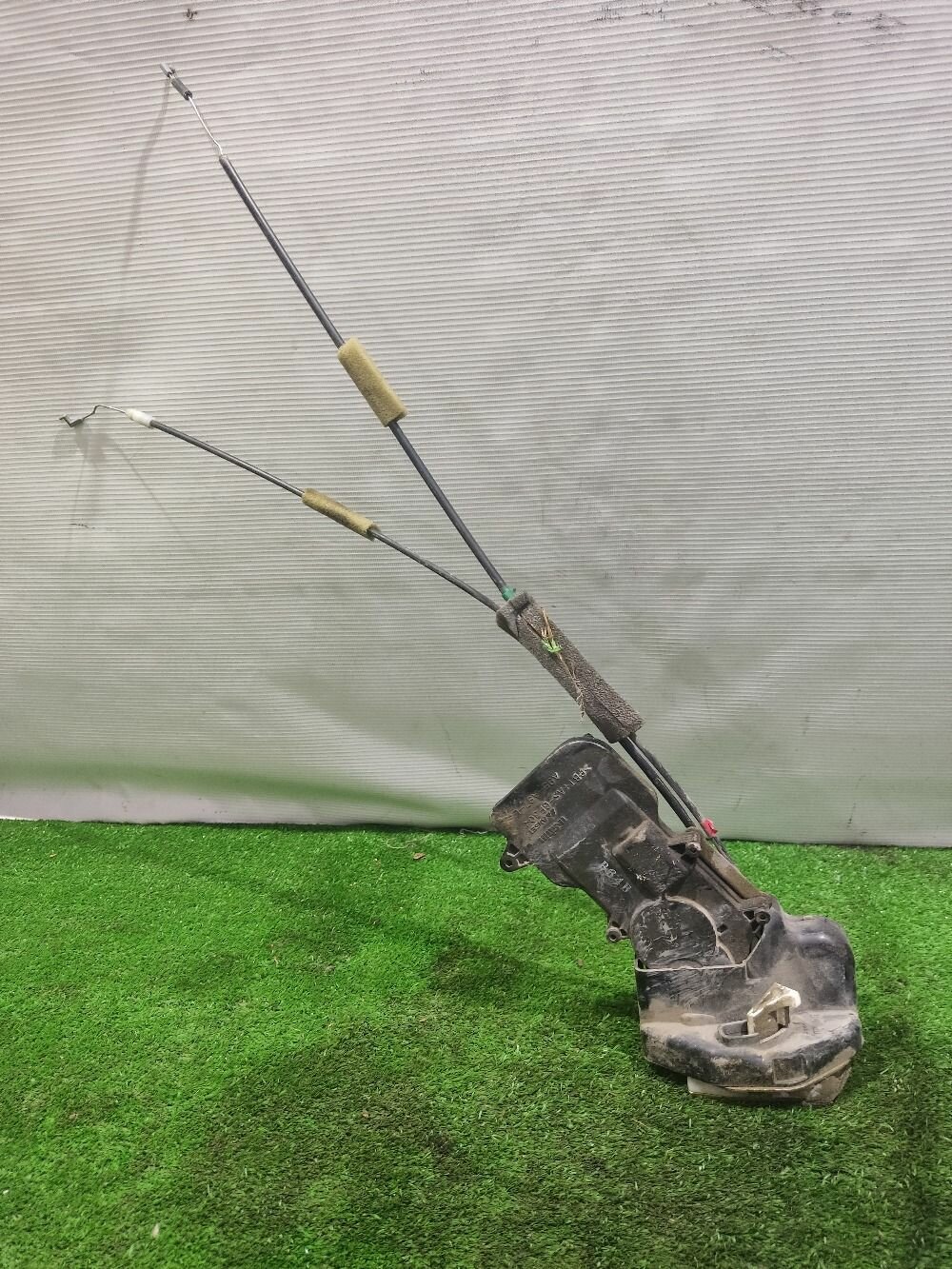 Замок задней левой двери Mazda 6 GG лифтбэк рест