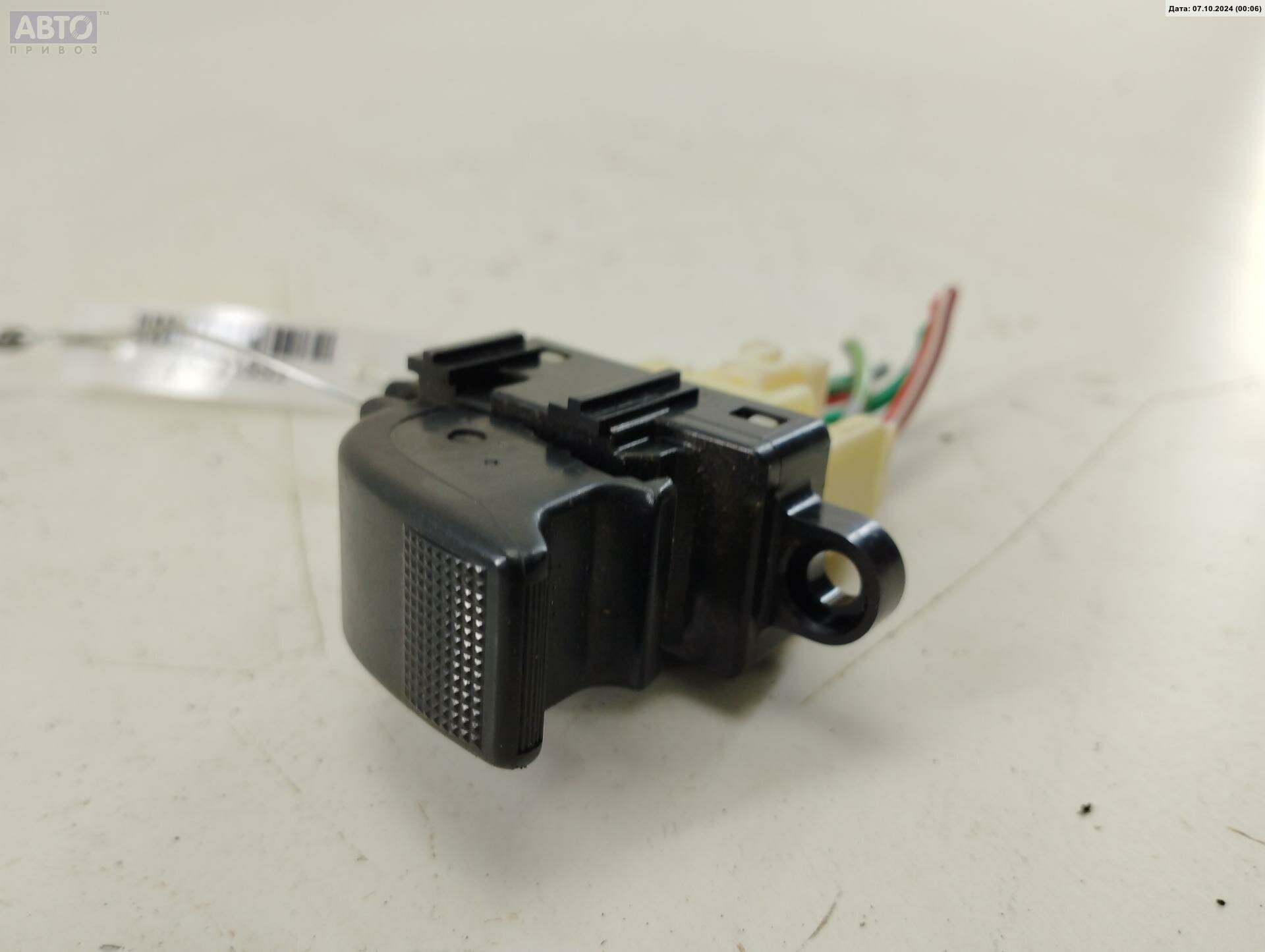 Кнопка стеклоподъемника переднего правого Mazda 626 (1997-2002) GF/GW