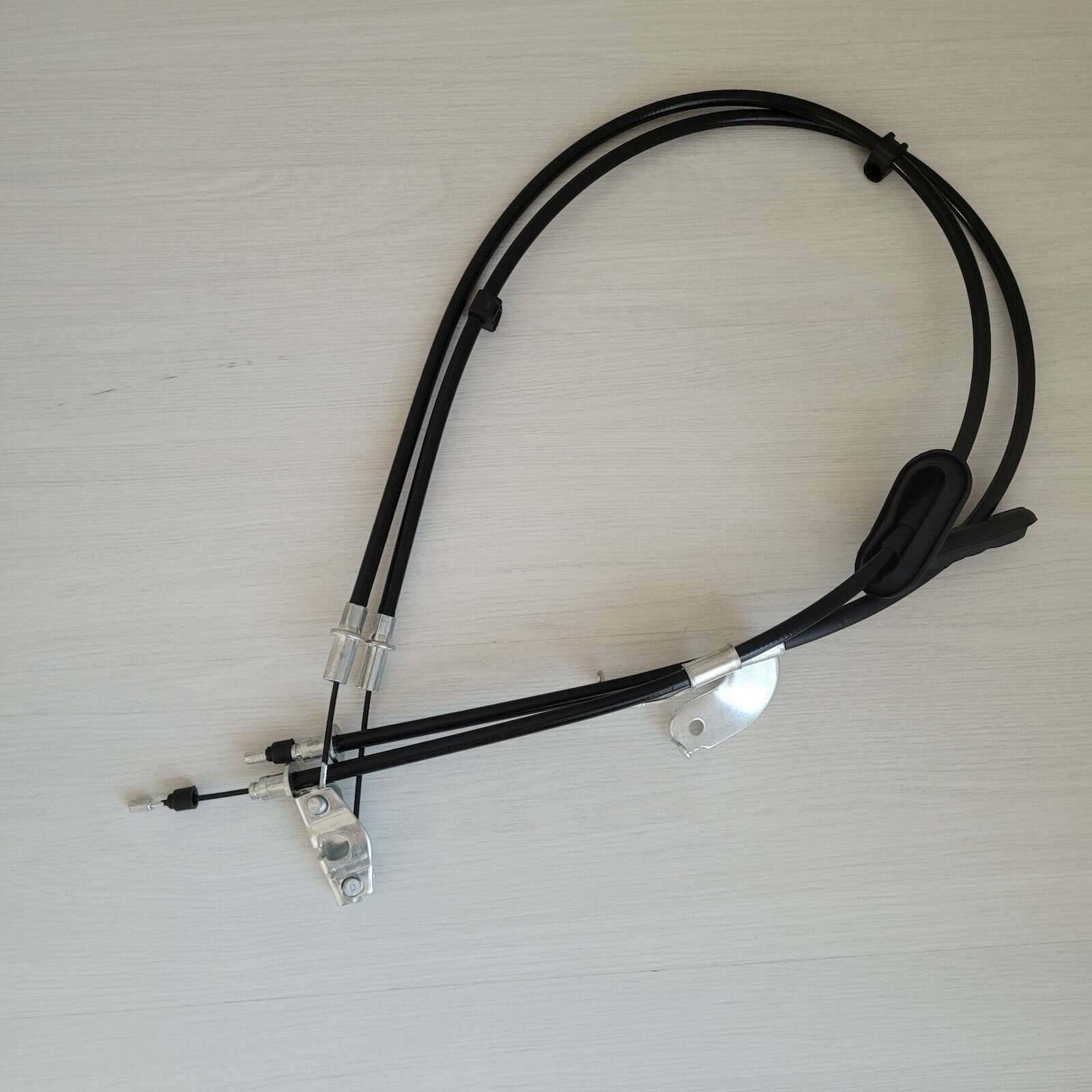 Тросы ручника комплект для Шевроле Авео Т300 (Chevrolet Aveo T300)