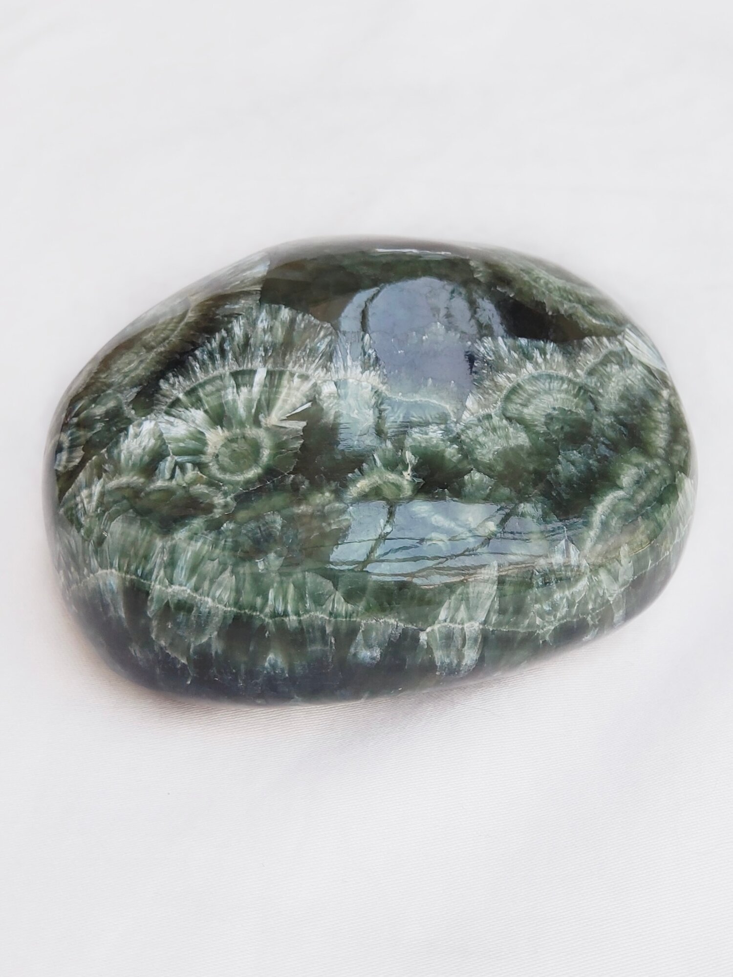 Клинохлор (серафинит) окатыши. Талисман. Амулет. Вес 257 гр