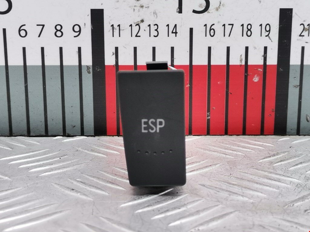 Кнопка антипробуксовочной системы Volkswagen Passat 5 GP 3B0927134A арт. 1865481