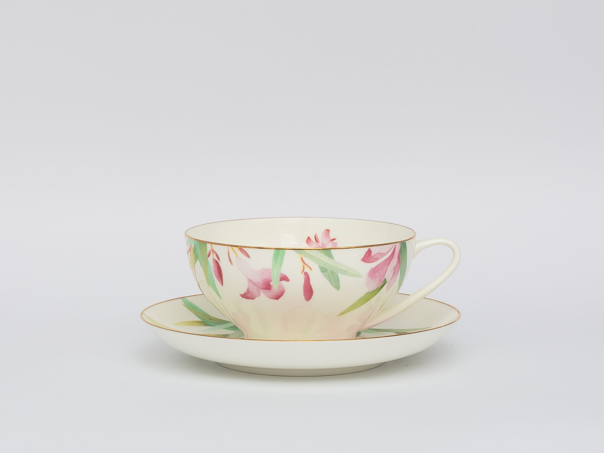 Чашка с блюдцем Костяной фарфор форма Купольная рисунок "Акварель"