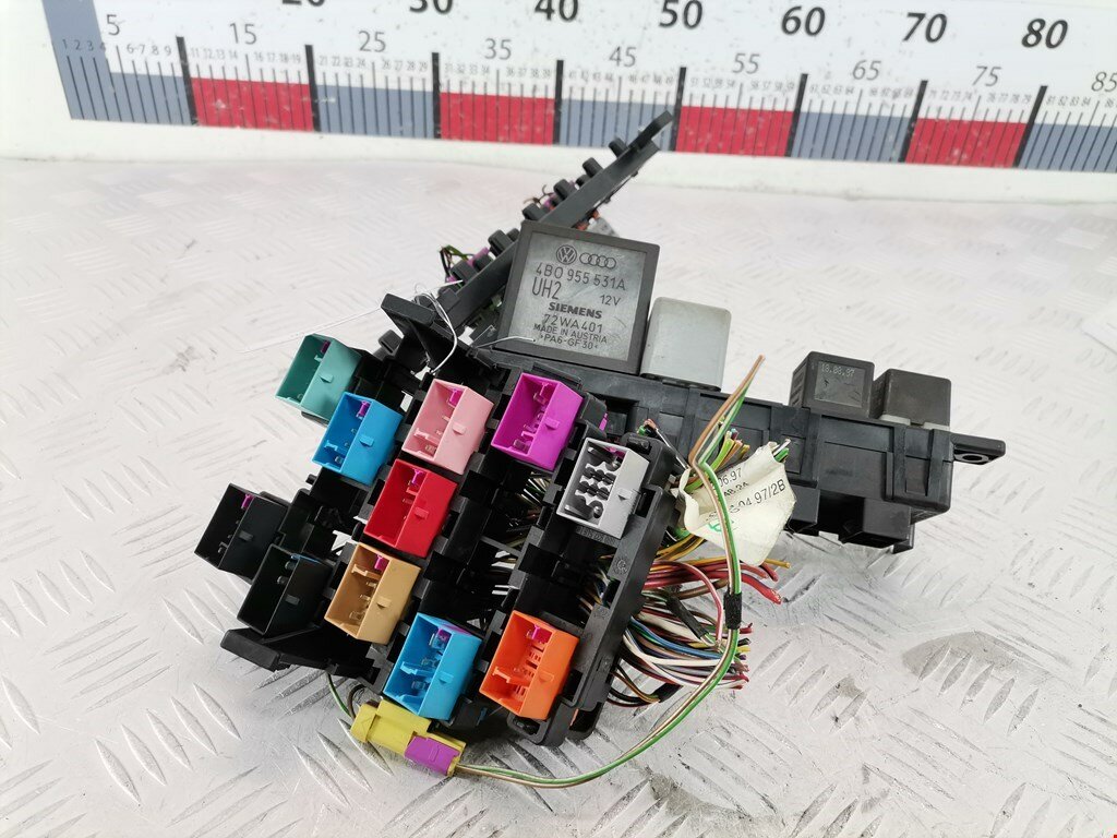 Блок реле Volkswagen Passat 5 8L0941822 арт. 1763653