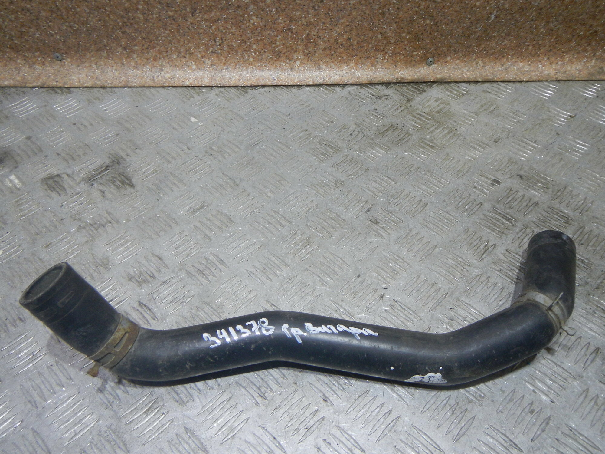 Б/У Патрубок радиатора, Suzuki (Сузуки)-GRAND VITARA (06-) SUZUKI GRAND VITARA (06-) 2.4 J24B нижний Без повреждений. 341...