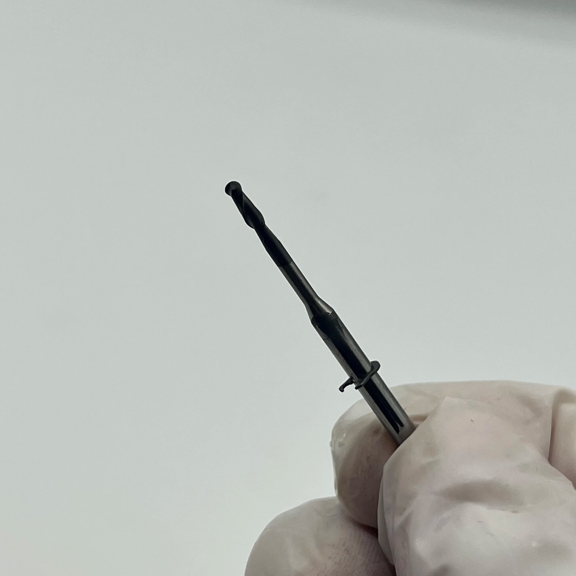 MDNG Фрезы для циркониевой фрезеровки Z060-R2D-40 Z100-R2D-40 Z200-R3D-40 Z200-R3D-40 2.0mm DC