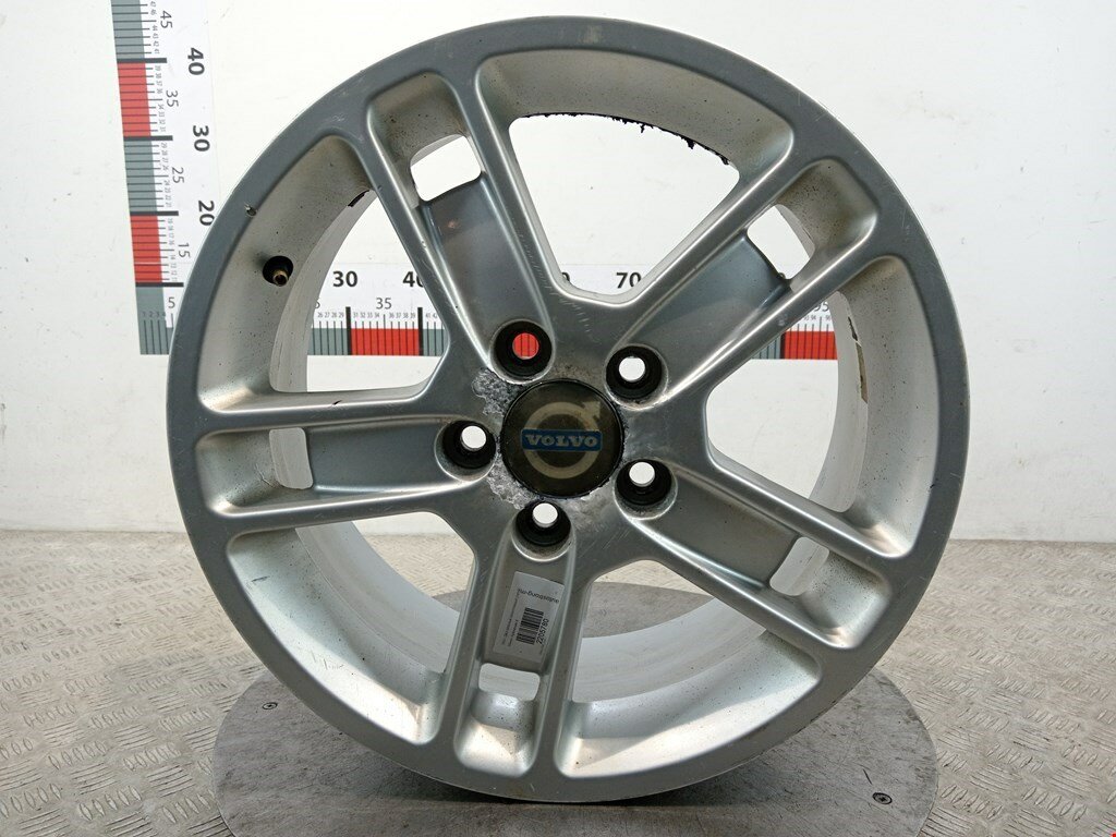 Диск литой Volvo S40 V40 1 30623040 арт. 2205780