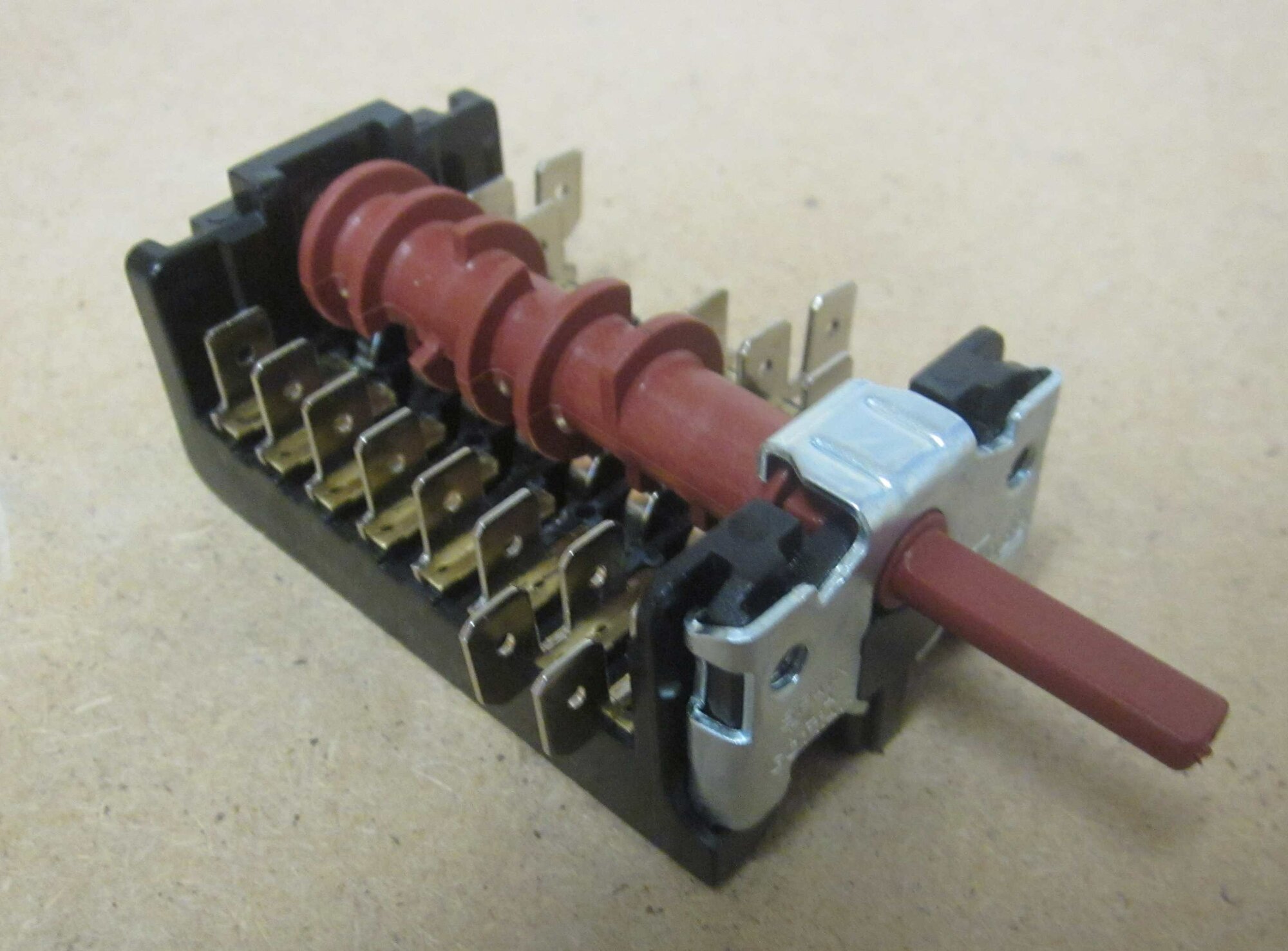 Переключатель 7 позиционный 870800K Gottak 7LA Hansa