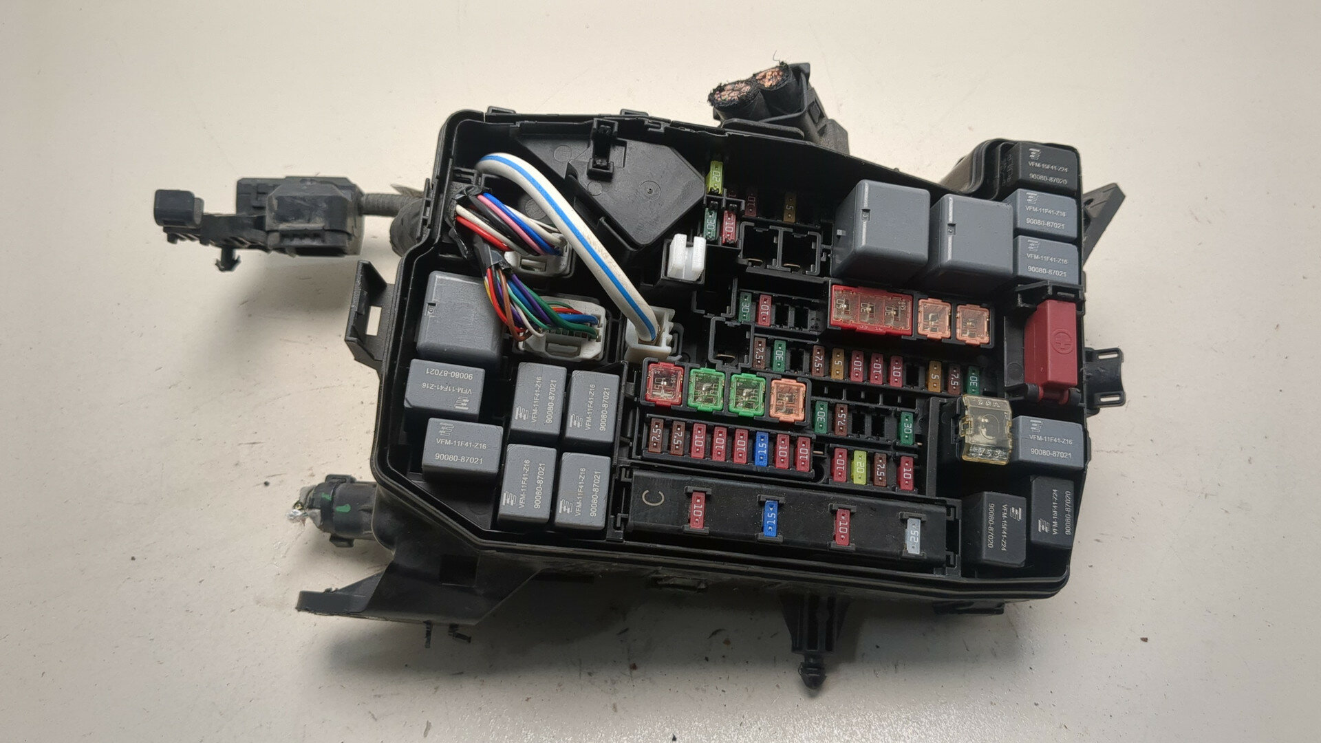 Блок предохранителей Toyota Auris E18 Б/У