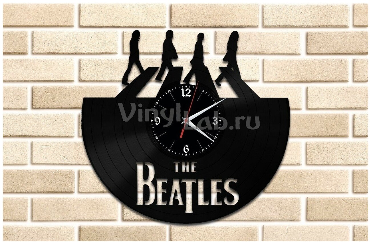 The Beatles — часы из виниловой пластинки (c) VinylLab