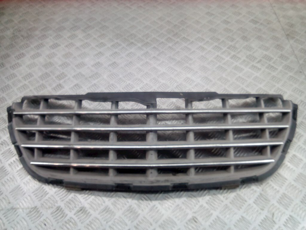 Решетка радиатора Chrysler Pacifica 1 04857625AB арт. 471380