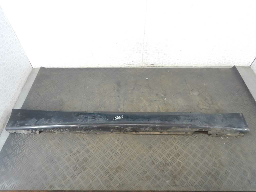 Накладка декоративная на порог правая BMW 1-Series (E81/E82/E87/E88) 51777148680 арт. 330957