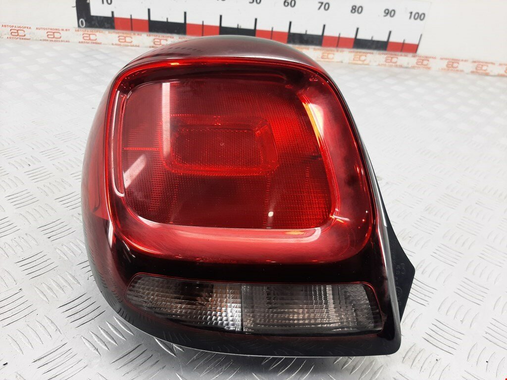 Фонарь задний левый Citroen C1 2 B001032080 арт. 878410