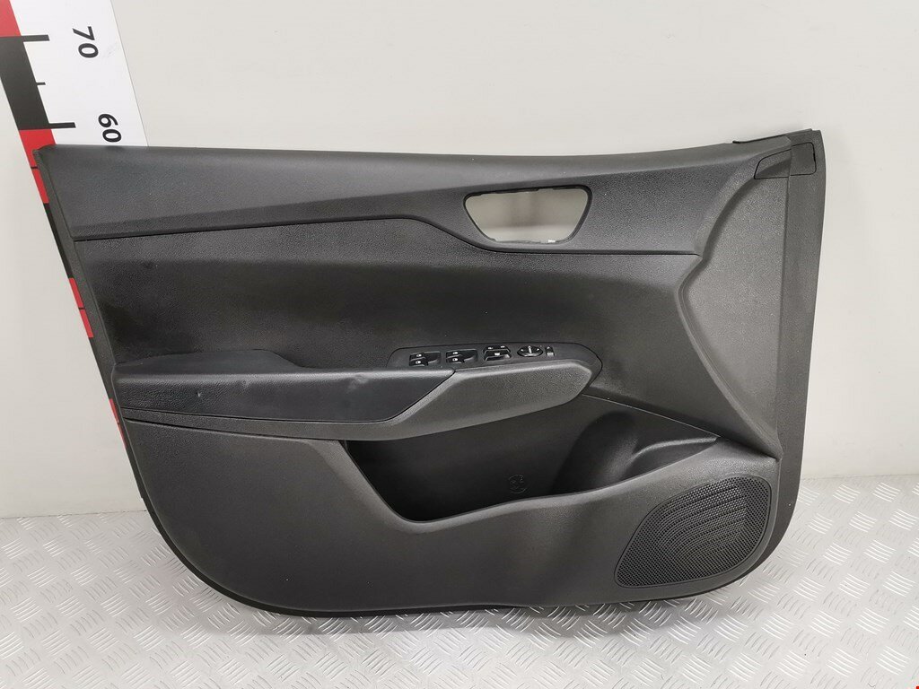 Обшивка (карта) двери передней левой Hyundai Solaris 2 (RC) 82301H5221 арт. 1441392